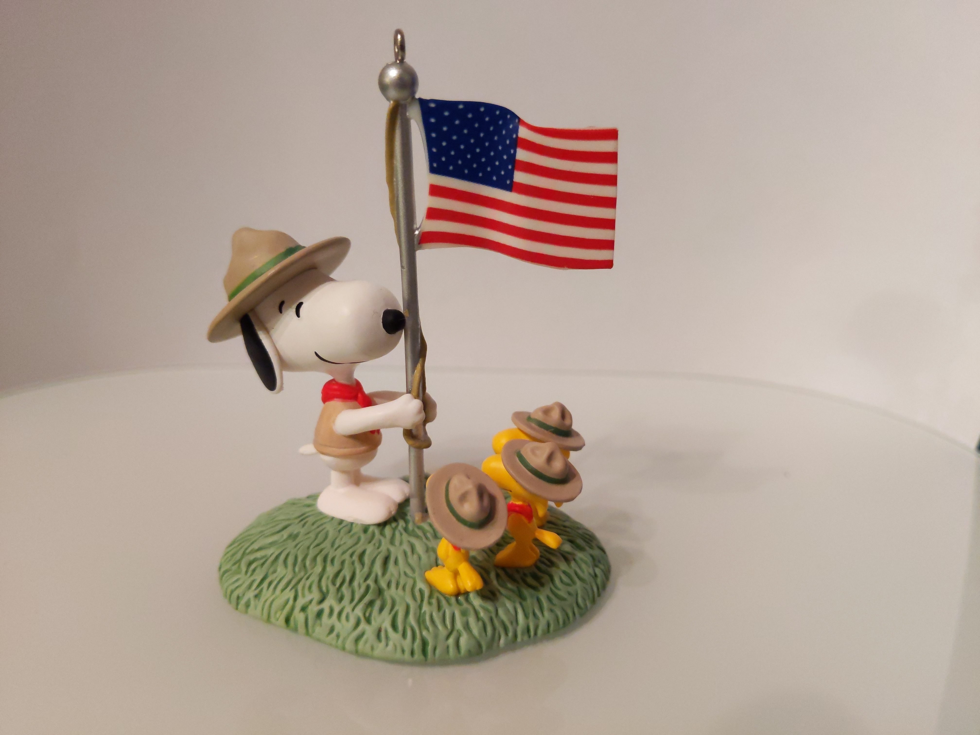 Beagle Scouts Ornaments – Joseph Potthast